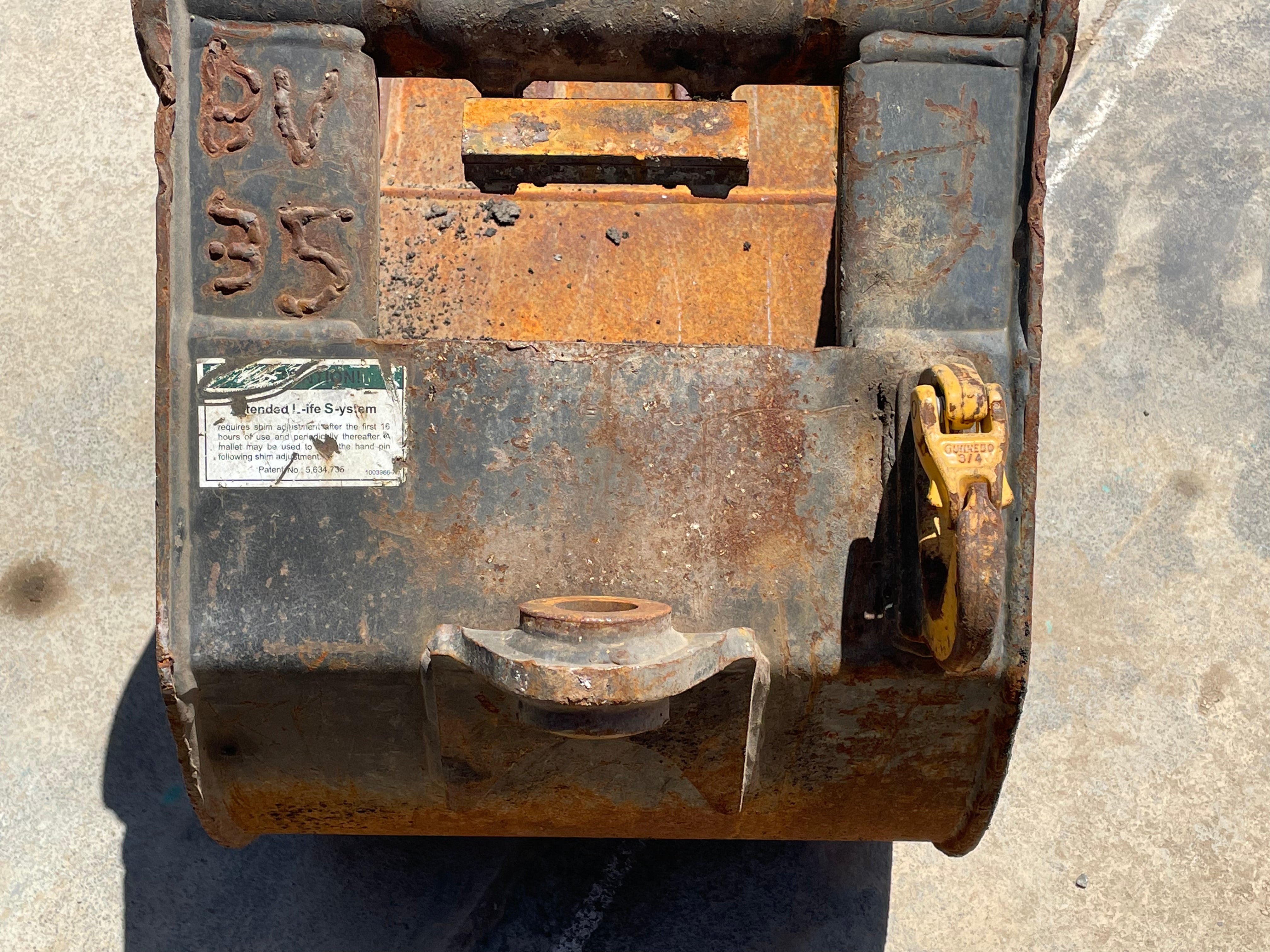 WR XLS 18" Bucket quick connect Heavy-Duty Bucket 1 1/2"